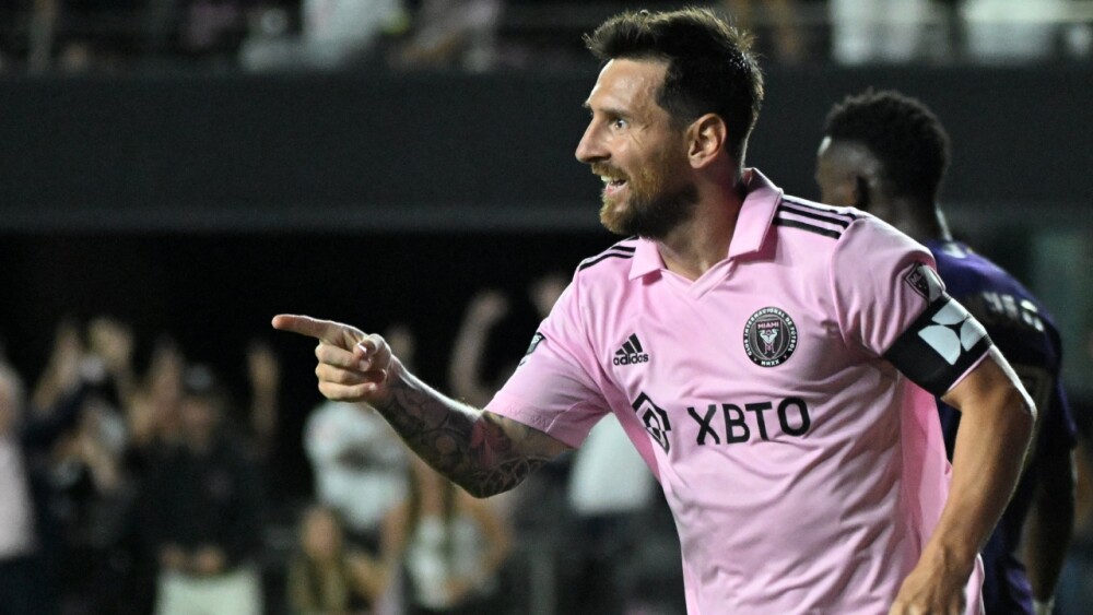 Messi rompe récords en ventas mundiales: ¡La fiebre de la camiseta rosa ...